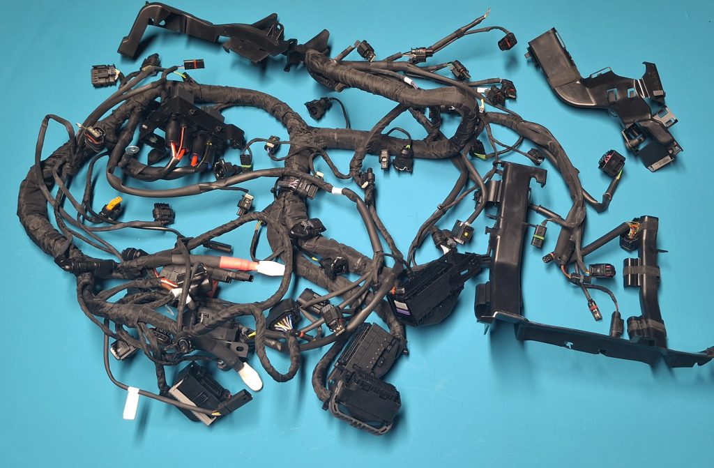 BMW M1000RR K66 Kabelbaum Hauptkabelbaum 61117108540 - Pepic Motorsport